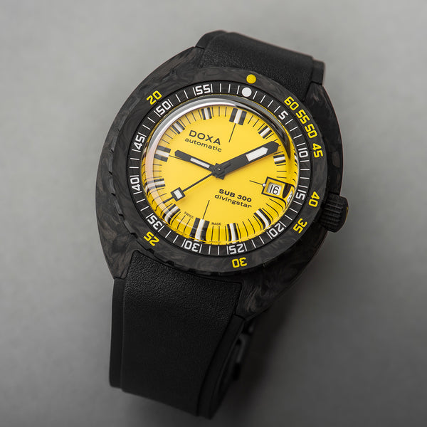 Doxa 300 Carbon - Divingstar (Yellow) – Roldorf & Co.
